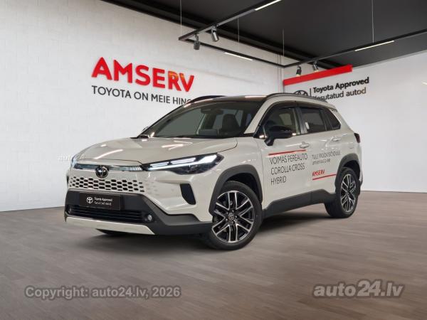 Белый Тойота Corolla Cross 2025 в Таллин, объемом двигателя 2.00 л и пробегом 17 тыс. км за 40990 €, фото 1 на AUTOMOTO.COM.LV