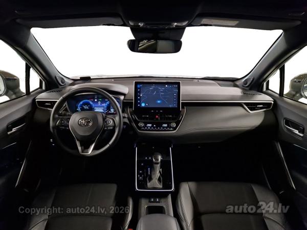 Белый Тойота Corolla Cross 2025 в Таллин, объемом двигателя 2.00 л и пробегом 17 тыс. км за 40990 €, фото 8 на AUTOMOTO.COM.LV