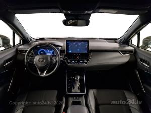 Balts Toyota Corolla Cross 2025 Tallina, ar dzinēja tilpumu 2.00 L un nobraukumu 17 tūkst. km par 40990 €, foto 9 vietnē AUTOMOTO.COM.LV