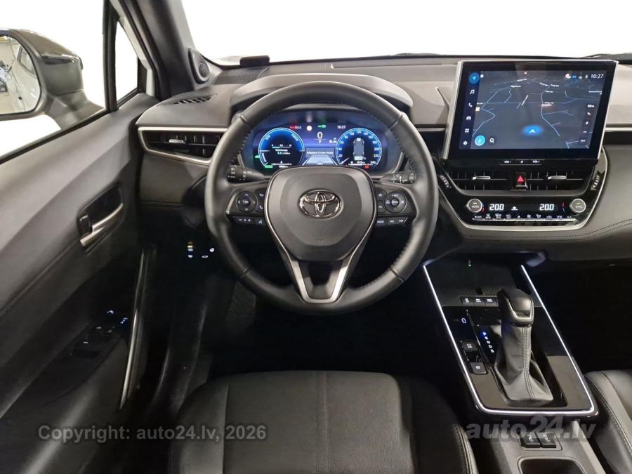 Balts Toyota Corolla Cross 2025 Tallina, ar dzinēja tilpumu 2.00 L un nobraukumu 17 tūkst. km par 40990 €, foto 10 vietnē AUTOMOTO.COM.LV