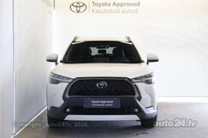 Balts Toyota Corolla Cross 2025 Tallina, ar dzinēja tilpumu 1.99 L un nobraukumu 42 tūkst. km par 35300 €, foto 6 vietnē AUTOMOTO.COM.LV