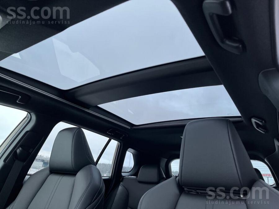 Dzeltens Toyota Corolla Cross 2025 Rīga, ar dzinēja tilpumu 2.00 L un nobraukumu 1000 tūkst. km par 46990 €, foto 16 vietnē AUTOMOTO.COM.LV