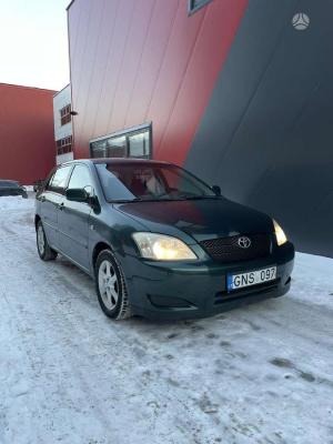 Zaļš Toyota Corolla 2003 Klaipėda, ar dzinēja tilpumu 0.00 L un nobraukumu 280 tūkst. km par 999 €, foto  vietnē AUTOMOTO.COM.LV