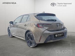 Zaļš Toyota Corolla 2019 Rīga, ar dzinēja tilpumu 1.20 L un nobraukumu 75 tūkst. km par 14500 €, foto 4 vietnē AUTOMOTO.COM.LV