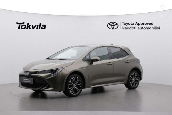 Green Toyota Corolla 2020 in Vilnius, with an engine capacity of 1.80 L and mileage of 70 thousand km for 20900 €, photo 1 on AUTOMOTO.COM.LV