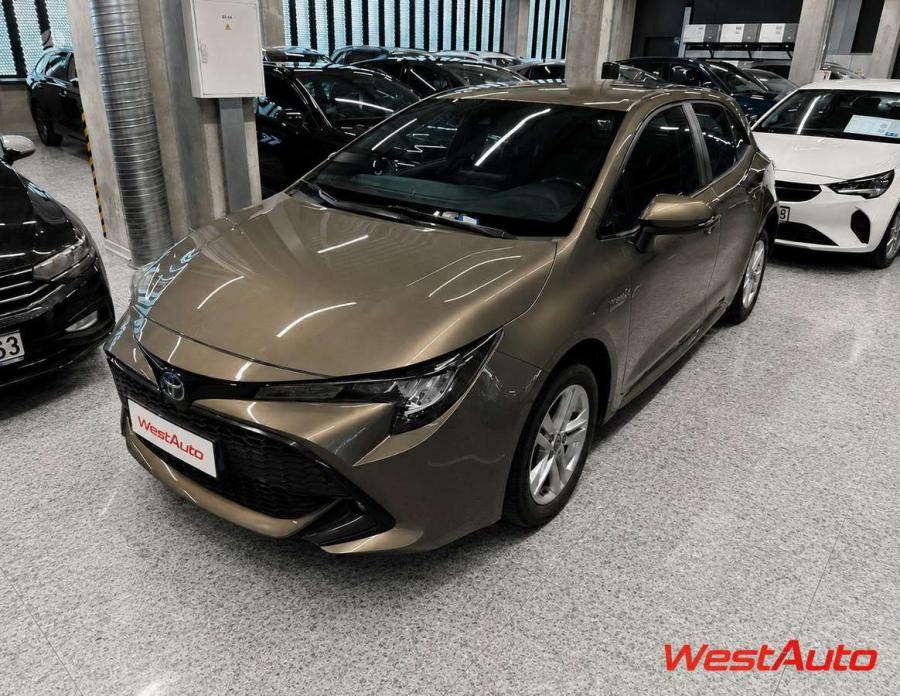 Zaļš Toyota Corolla 2021 Klaipėda, ar dzinēja tilpumu 1.80 L un nobraukumu 104 tūkst. km par 17956 €, foto 1 vietnē AUTOMOTO.COM.LV