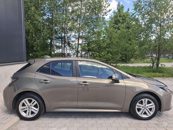 Zaļš Toyota Corolla 2022 Viļņa, ar dzinēja tilpumu 1.80 L un nobraukumu 166 tūkst. km par 14950 €, foto 6 vietnē AUTOMOTO.COM.LV