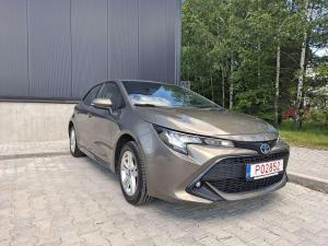 Green Toyota Corolla 2022 in Vilnius, with an engine capacity of 1.80 L and mileage of 166 thousand km for 14750 €, photo 3 on AUTOMOTO.COM.LV