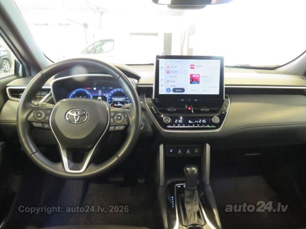 Zaļš Toyota Corolla 2023 Tallina, ar dzinēja tilpumu 1.99 L un nobraukumu 46 tūkst. km par 27400 €, foto 7 vietnē AUTOMOTO.COM.LV