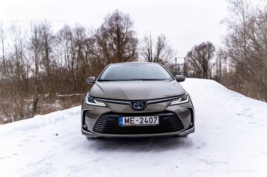 Zaļš Toyota Corolla 2019 Jelgava, ar dzinēja tilpumu 1.80 L un nobraukumu 85 tūkst. km par 18000 €, foto 1 vietnē AUTOMOTO.COM.LV