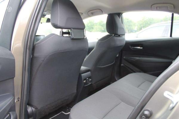 Zaļš Toyota Corolla 2019 Alīta, ar dzinēja tilpumu 1.80 L un nobraukumu 140 tūkst. km par 15300 €, foto 6 vietnē AUTOMOTO.COM.LV