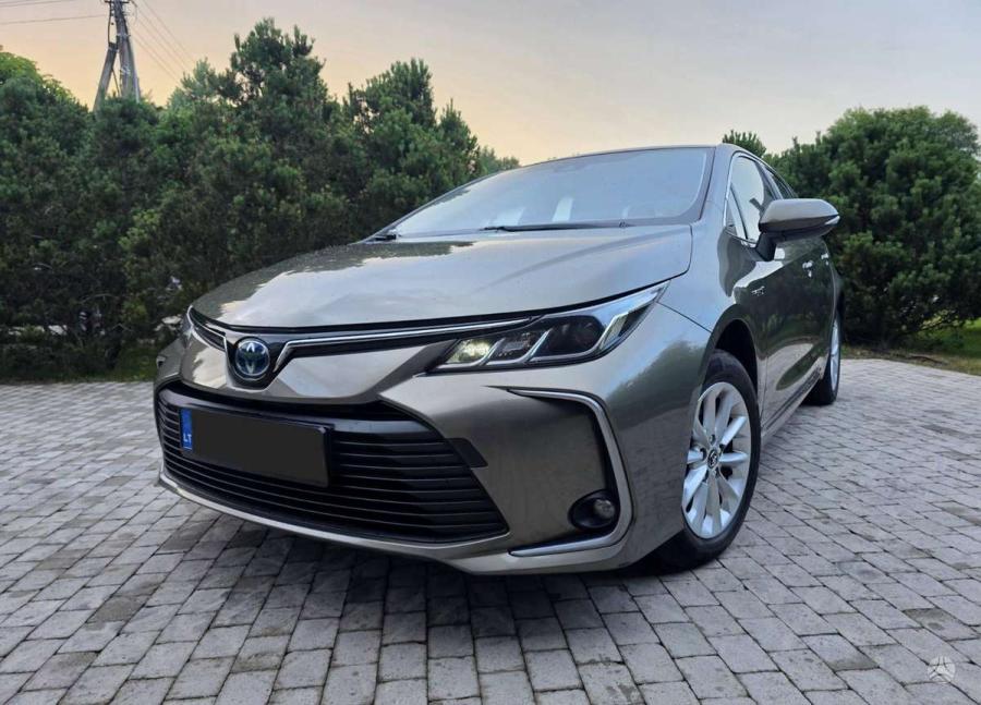 Zaļš Toyota Corolla 2019 Utena, ar dzinēja tilpumu 1.80 L un nobraukumu 157 tūkst. km par 14300 €, foto 1 vietnē AUTOMOTO.COM.LV