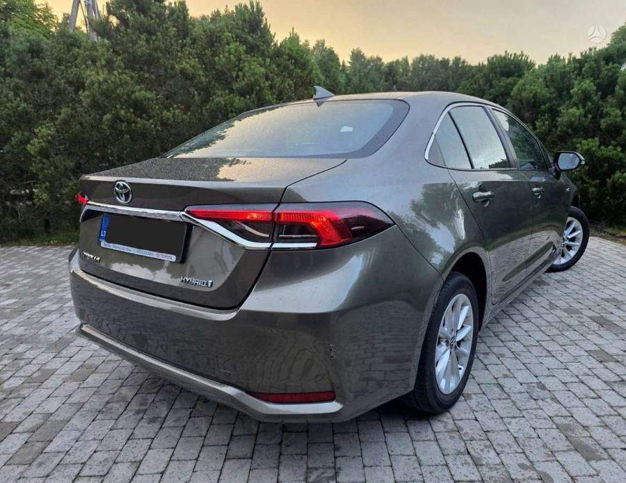 Zaļš Toyota Corolla 2019 Utena, ar dzinēja tilpumu 1.80 L un nobraukumu 157 tūkst. km par 14300 €, foto 5 vietnē AUTOMOTO.COM.LV