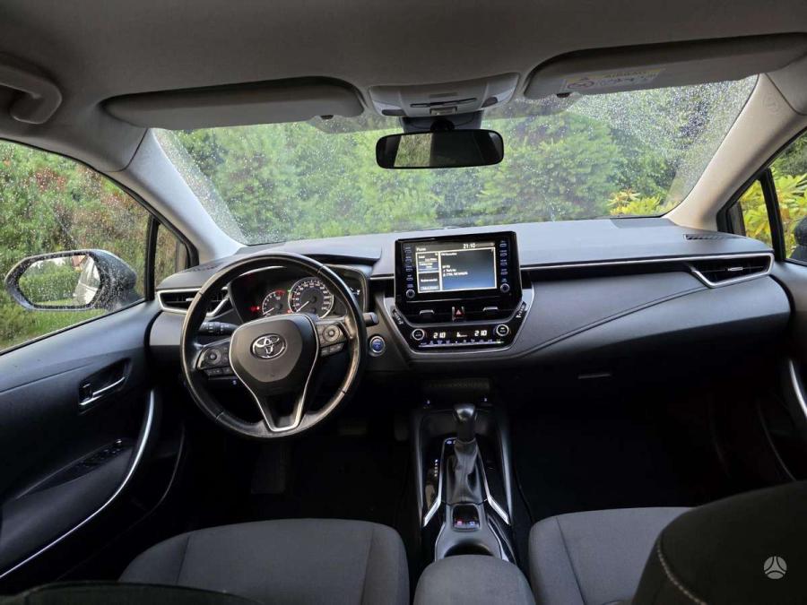 Zaļš Toyota Corolla 2019 Utena, ar dzinēja tilpumu 1.80 L un nobraukumu 157 tūkst. km par 13900 €, foto 12 vietnē AUTOMOTO.COM.LV