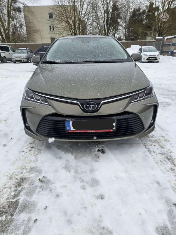 Zaļš Toyota Corolla 2020 Kauņa, ar dzinēja tilpumu 1.60 L un nobraukumu 121 tūkst. km par 11499 €, foto 3 vietnē AUTOMOTO.COM.LV