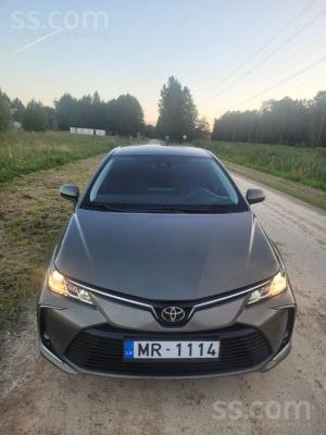 Zaļš Toyota Corolla 2020 Rīga, ar dzinēja tilpumu 1.60 L un nobraukumu 102 tūkst. km par 14500 €, foto 3 vietnē AUTOMOTO.COM.LV