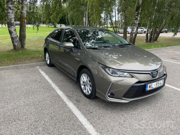 Зеленый Тойота Королла 2020 в Рига, объемом двигателя 1.80 л и пробегом 168 тыс. км за 13990 €, фото 1 на AUTOMOTO.COM.LV