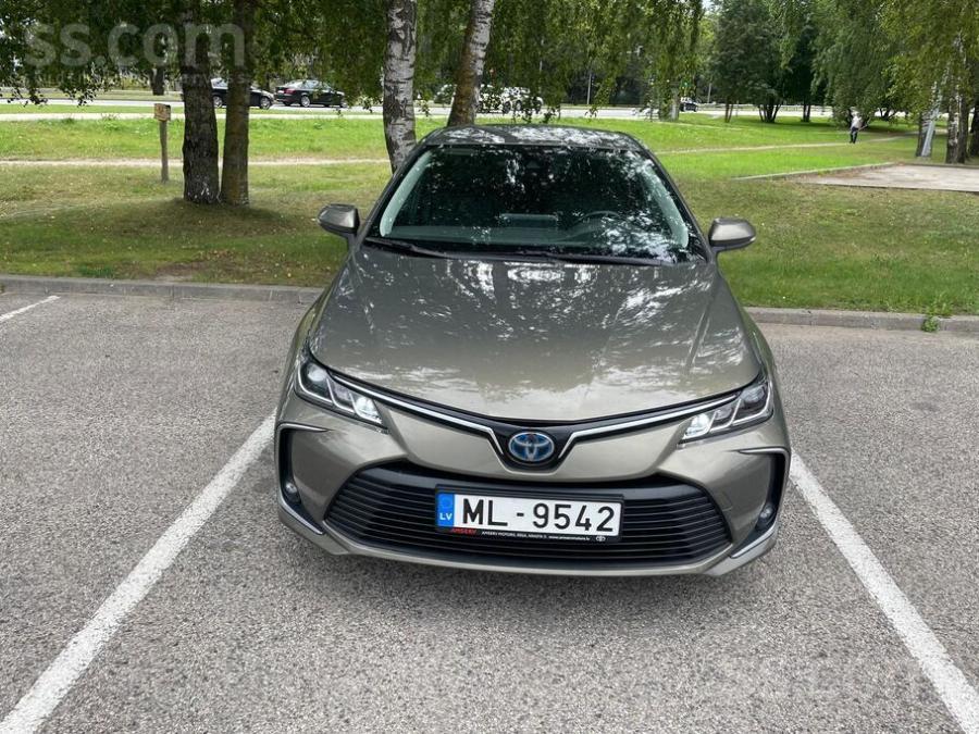 Zaļš Toyota Corolla 2020 Rīga, ar dzinēja tilpumu 1.80 L un nobraukumu 168 tūkst. km par 13990 €, foto 3 vietnē AUTOMOTO.COM.LV