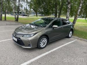 Zaļš Toyota Corolla 2020 Rīga, ar dzinēja tilpumu 1.80 L un nobraukumu 168 tūkst. km par 13990 €, foto 4 vietnē AUTOMOTO.COM.LV