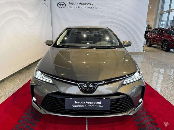 Zaļš Toyota Corolla 2021 Šauļi, ar dzinēja tilpumu 1.49 L un nobraukumu 42 tūkst. km par 17900 €, foto 3 vietnē AUTOMOTO.COM.LV