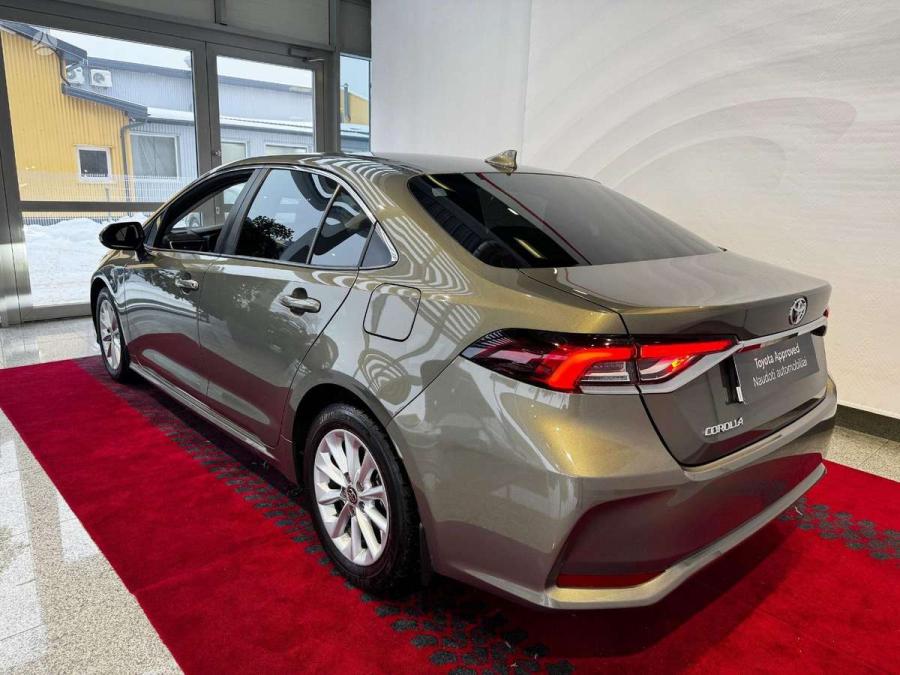 Zaļš Toyota Corolla 2021 Šauļi, ar dzinēja tilpumu 1.49 L un nobraukumu 42 tūkst. km par 17900 €, foto 6 vietnē AUTOMOTO.COM.LV