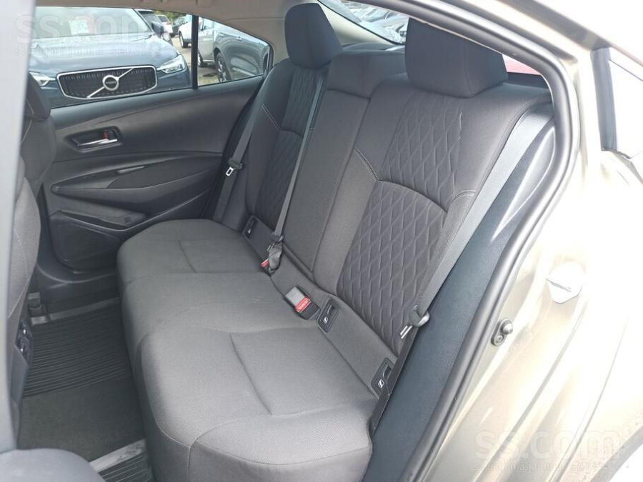 Zaļš Toyota Corolla 2021 Daugavpils, ar dzinēja tilpumu 1.50 L un nobraukumu 0 tūkst. km par 15400 €, foto 17 vietnē AUTOMOTO.COM.LV