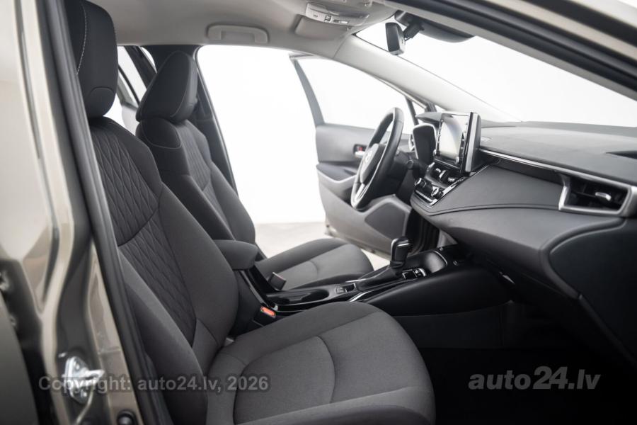 Zaļš Toyota Corolla 2021 Tallina, ar dzinēja tilpumu 1.80 L un nobraukumu 65 tūkst. km par 19999 €, foto 11 vietnē AUTOMOTO.COM.LV