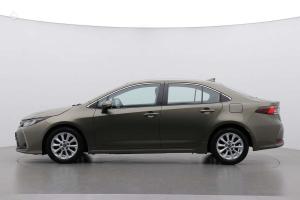 Green Toyota Corolla 2021 in Vilnius, with an engine capacity of 1.49 L and mileage of 77 thousand km for 16900 €, photo 5 on AUTOMOTO.COM.LV