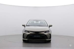 Green Toyota Corolla 2021 in Vilnius, with an engine capacity of 1.49 L and mileage of 77 thousand km for 16900 €, photo 7 on AUTOMOTO.COM.LV