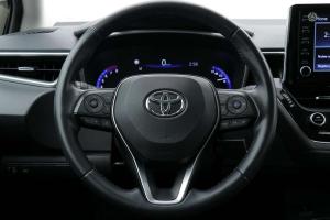 Green Toyota Corolla 2021 in Vilnius, with an engine capacity of 1.49 L and mileage of 77 thousand km for 16900 €, photo 14 on AUTOMOTO.COM.LV