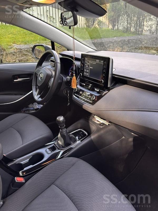 Zaļš Toyota Corolla 2021 Rīga, ar dzinēja tilpumu 1.50 L un nobraukumu 66 tūkst. km par 15700 €, foto 5 vietnē AUTOMOTO.COM.LV