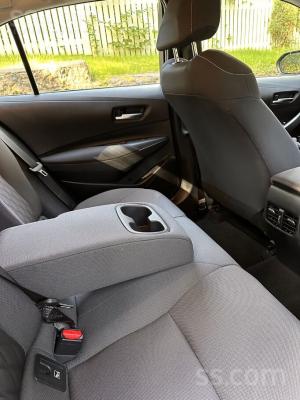 Zaļš Toyota Corolla 2021 Rīga, ar dzinēja tilpumu 1.50 L un nobraukumu 66 tūkst. km par 15700 €, foto 11 vietnē AUTOMOTO.COM.LV