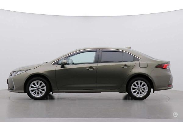 Zaļš Toyota Corolla 2022 Viļņa, ar dzinēja tilpumu 1.80 L un nobraukumu 94 tūkst. km par 19900 €, foto 4 vietnē AUTOMOTO.COM.LV
