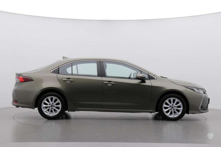 Zaļš Toyota Corolla 2022 Viļņa, ar dzinēja tilpumu 1.49 L un nobraukumu 53 tūkst. km par 18500 €, foto 17 vietnē AUTOMOTO.COM.LV