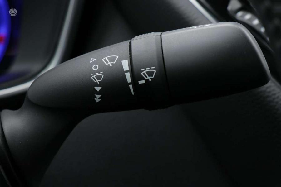 Zaļš Toyota Corolla 2022 Viļņa, ar dzinēja tilpumu 1.49 L un nobraukumu 53 tūkst. km par 18500 €, foto 25 vietnē AUTOMOTO.COM.LV