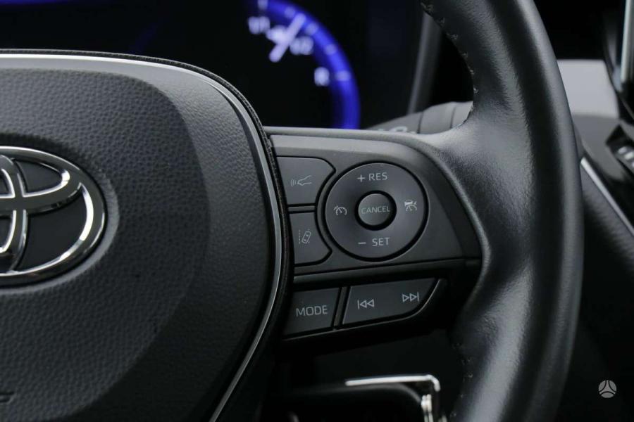 Zaļš Toyota Corolla 2022 Viļņa, ar dzinēja tilpumu 1.49 L un nobraukumu 53 tūkst. km par 18500 €, foto 27 vietnē AUTOMOTO.COM.LV
