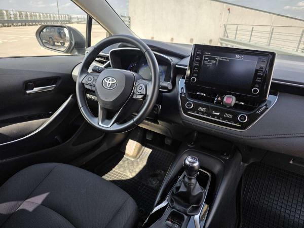 Green Toyota Corolla 2022 in Vilnius, with an engine capacity of 1.49 L and mileage of 28 thousand km for 16550 €, photo 9 on AUTOMOTO.COM.LV