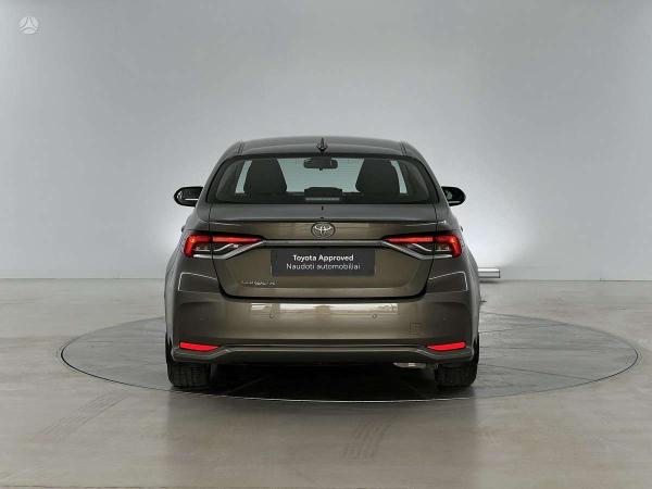 Zaļš Toyota Corolla 2022 Viļņa, ar dzinēja tilpumu 1.49 L un nobraukumu 127 tūkst. km par 15900 €, foto 4 vietnē AUTOMOTO.COM.LV