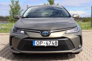 Green Toyota Corolla 2022 in Riga, with an engine capacity of 1.80 L and mileage of 167 thousand km for 15900 €, photo 4 on AUTOMOTO.COM.LV