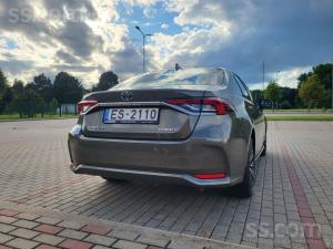 Зеленый Тойота Королла 2022 в Рига, объемом двигателя 1.80 л и пробегом 64 тыс. км за 18800 €, фото 6 на AUTOMOTO.COM.LV