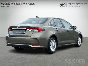 Zaļš Toyota Corolla 2023 Rīga, ar dzinēja tilpumu 1.50 L un nobraukumu 67 tūkst. km par 18990 €, foto 3 vietnē AUTOMOTO.COM.LV