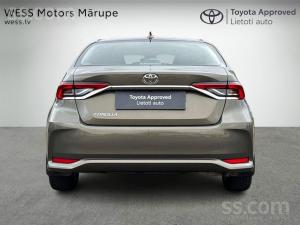 Zaļš Toyota Corolla 2023 Rīga, ar dzinēja tilpumu 1.50 L un nobraukumu 67 tūkst. km par 18990 €, foto 5 vietnē AUTOMOTO.COM.LV