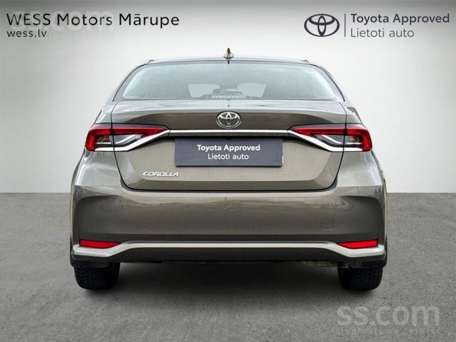 Zaļš Toyota Corolla 2023 Rīga, ar dzinēja tilpumu 1.50 L un nobraukumu 67 tūkst. km par 18990 €, foto 5 vietnē AUTOMOTO.COM.LV