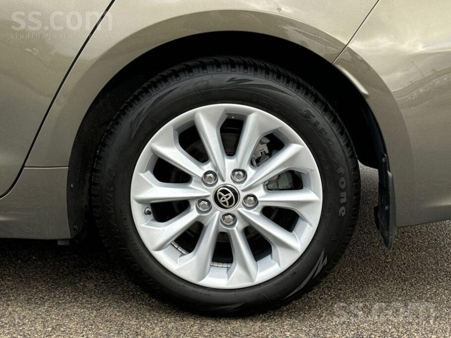 Zaļš Toyota Corolla 2023 Rīga, ar dzinēja tilpumu 1.50 L un nobraukumu 67 tūkst. km par 18990 €, foto 16 vietnē AUTOMOTO.COM.LV