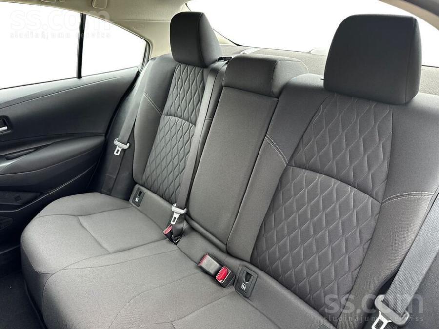Zaļš Toyota Corolla 2023 Rīga, ar dzinēja tilpumu 1.50 L un nobraukumu 67 tūkst. km par 18990 €, foto 20 vietnē AUTOMOTO.COM.LV