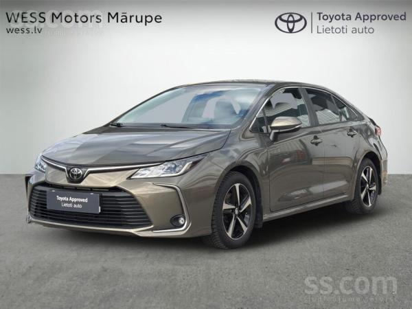 Zaļš Toyota Corolla 2023 Rīga, ar dzinēja tilpumu 1.50 L un nobraukumu 61 tūkst. km par 18990 €, foto 1 vietnē AUTOMOTO.COM.LV