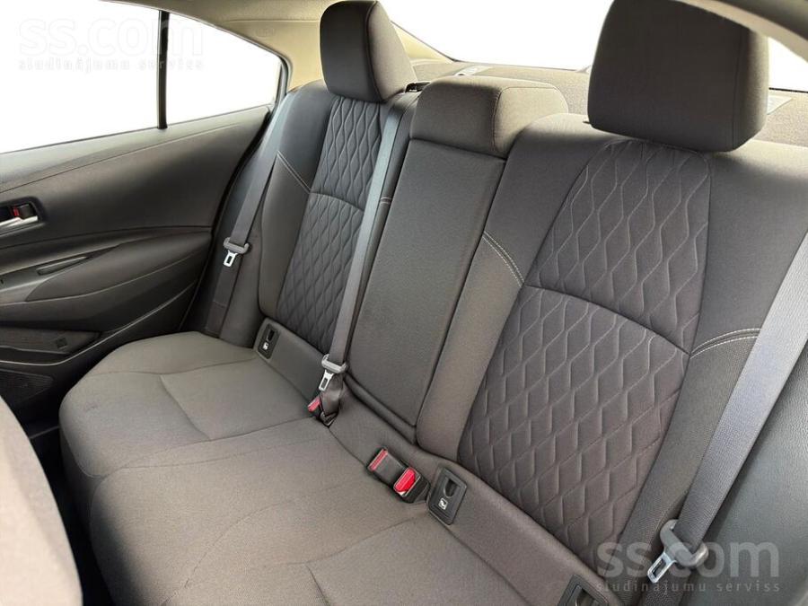Zaļš Toyota Corolla 2023 Rīga, ar dzinēja tilpumu 1.50 L un nobraukumu 61 tūkst. km par 18990 €, foto 20 vietnē AUTOMOTO.COM.LV