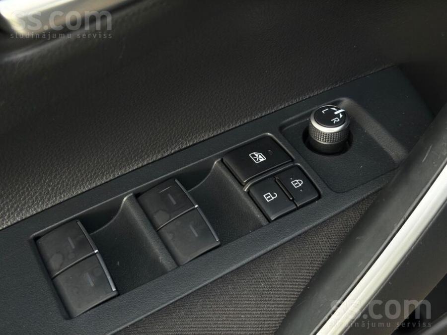 Zaļš Toyota Corolla 2023 Rīga, ar dzinēja tilpumu 1.50 L un nobraukumu 61 tūkst. km par 18990 €, foto 26 vietnē AUTOMOTO.COM.LV