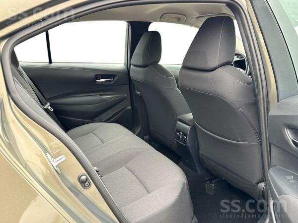 Zaļš Toyota Corolla 2023 Rīga, ar dzinēja tilpumu 1.50 L un nobraukumu 85 tūkst. km par 18590 €, foto 8 vietnē AUTOMOTO.COM.LV