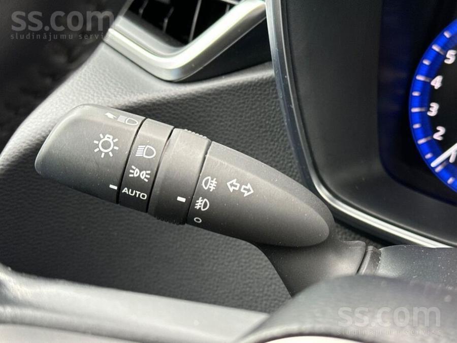 Zaļš Toyota Corolla 2023 Rīga, ar dzinēja tilpumu 1.50 L un nobraukumu 85 tūkst. km par 18590 €, foto 24 vietnē AUTOMOTO.COM.LV